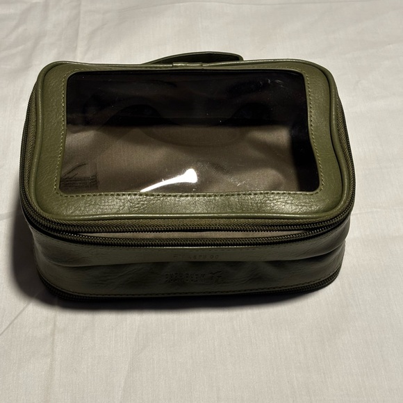 BEIS | Bags | Beis Olive Green On The Go Essentials Case Retired | Poshmark
